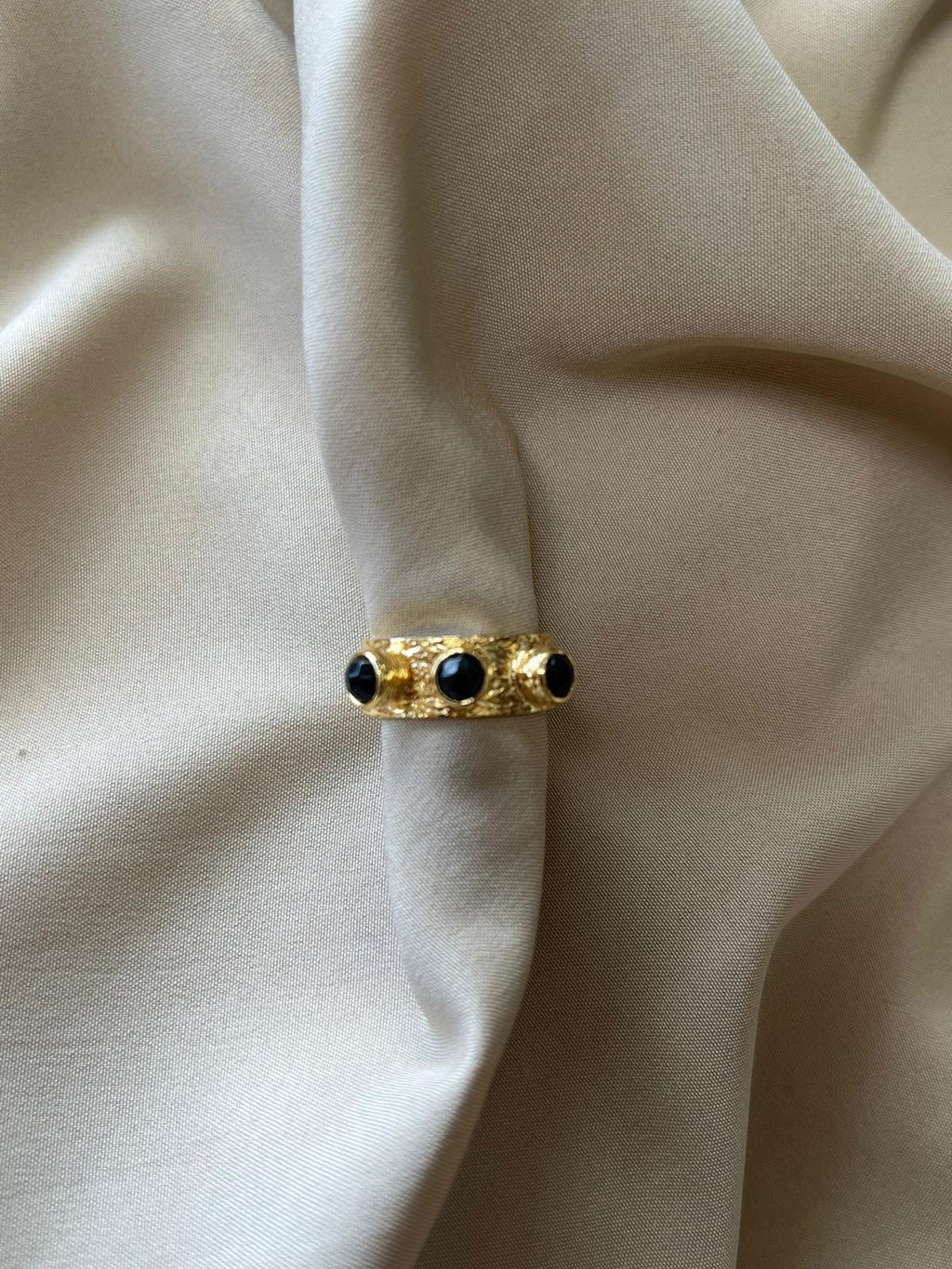 Cleopatra black ring – opujewels