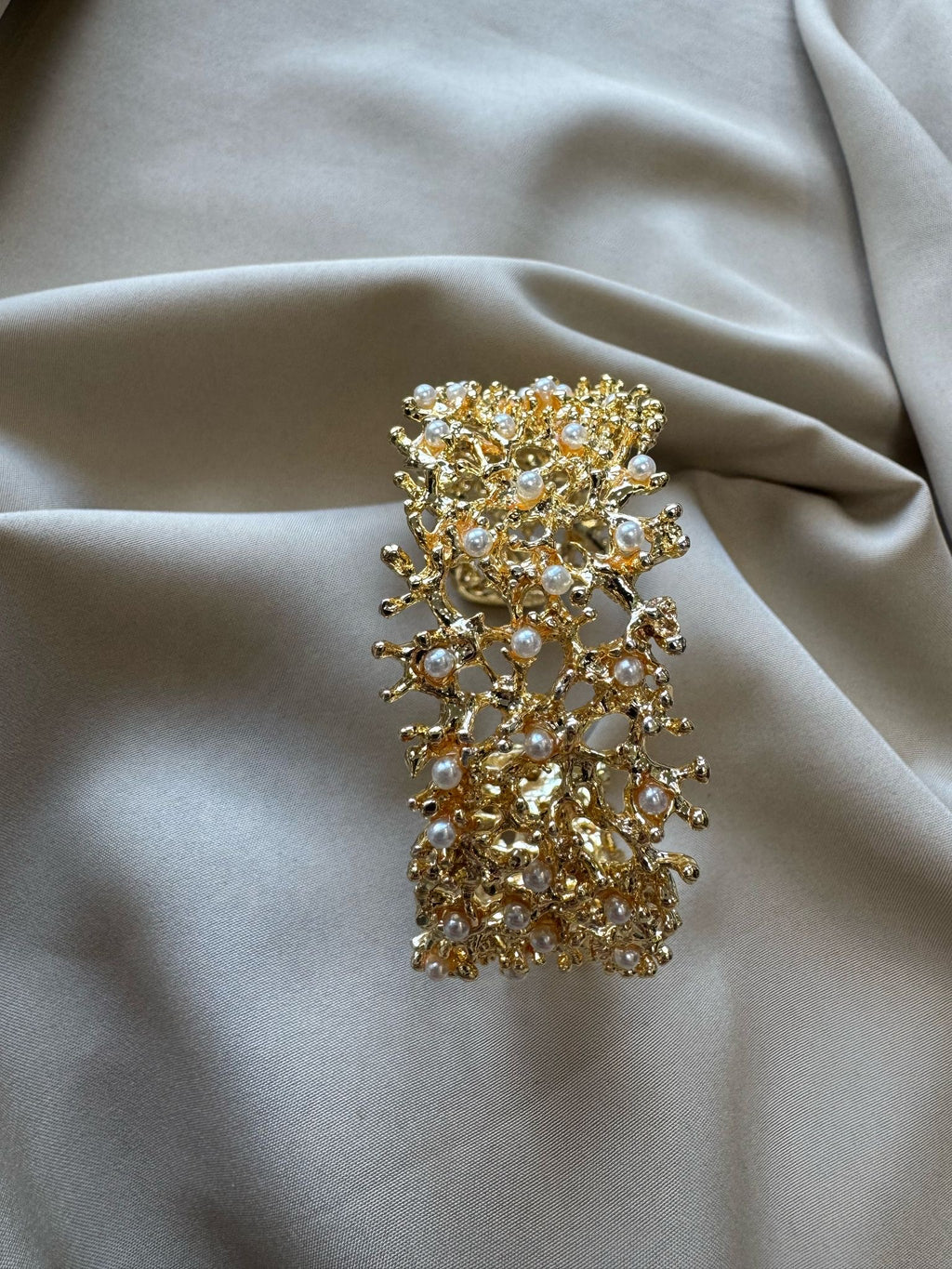 Luxury pearl cuff – opujewels