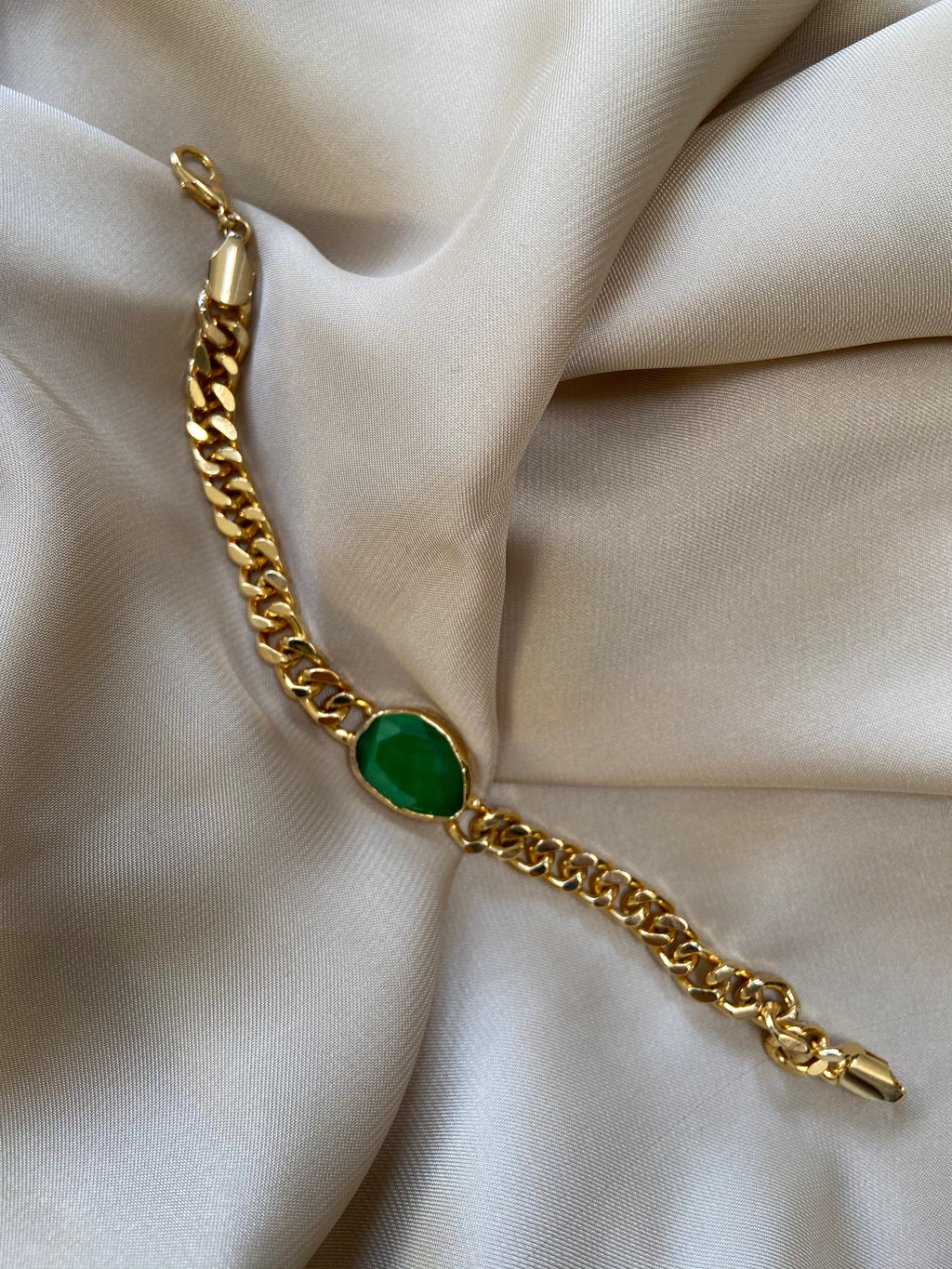 Emerald Green Cat Eye Stone Chunky Bracelet – opujewels