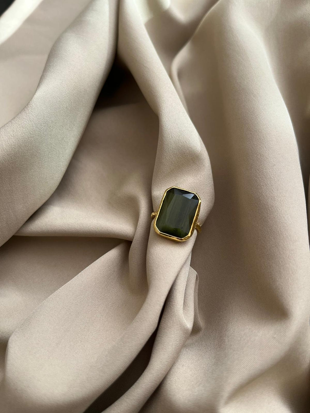Olive Green Rectangular Stone Ring – opujewels
