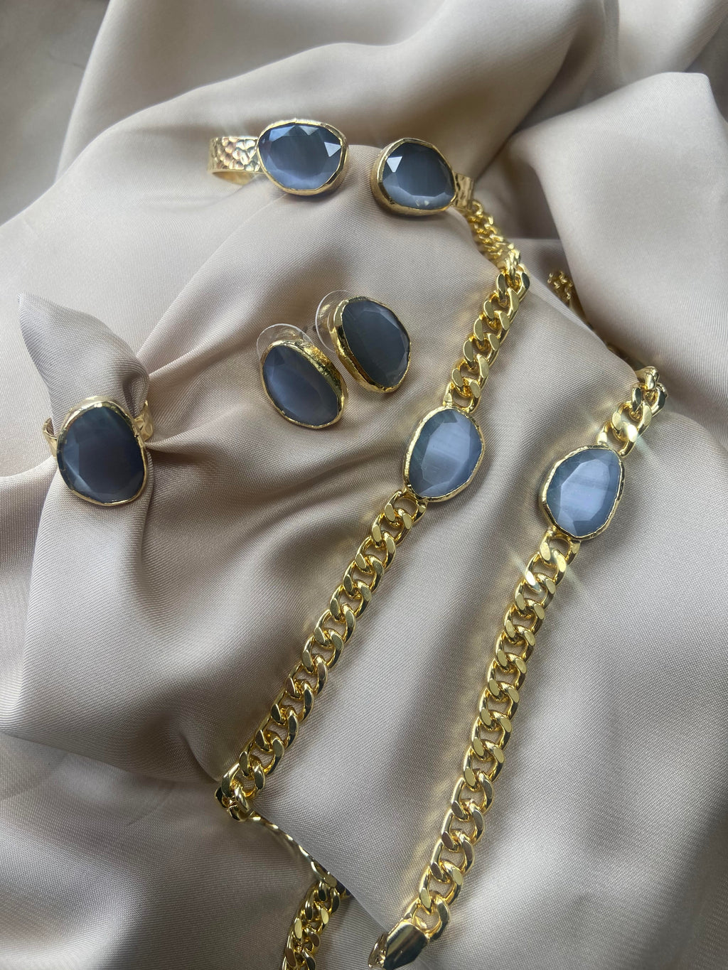 Grey Cat Eye Stone Set – opujewels